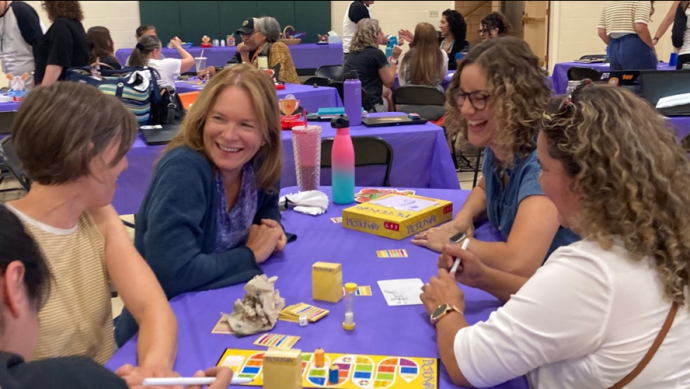 Home | Harris Bilingual