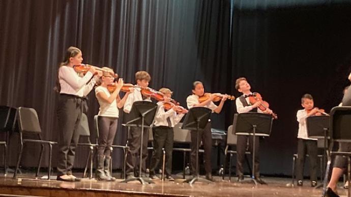 Home | Harris Bilingual