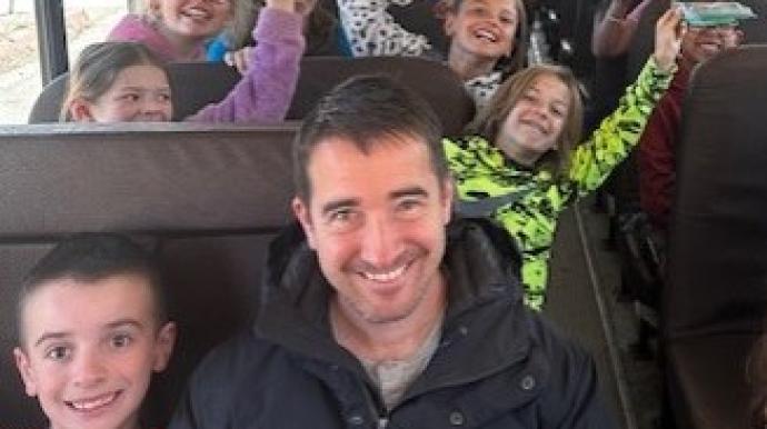 Home | Harris Bilingual